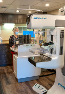 Mobile mammography brings breast cancer detection out of the clinic and ...